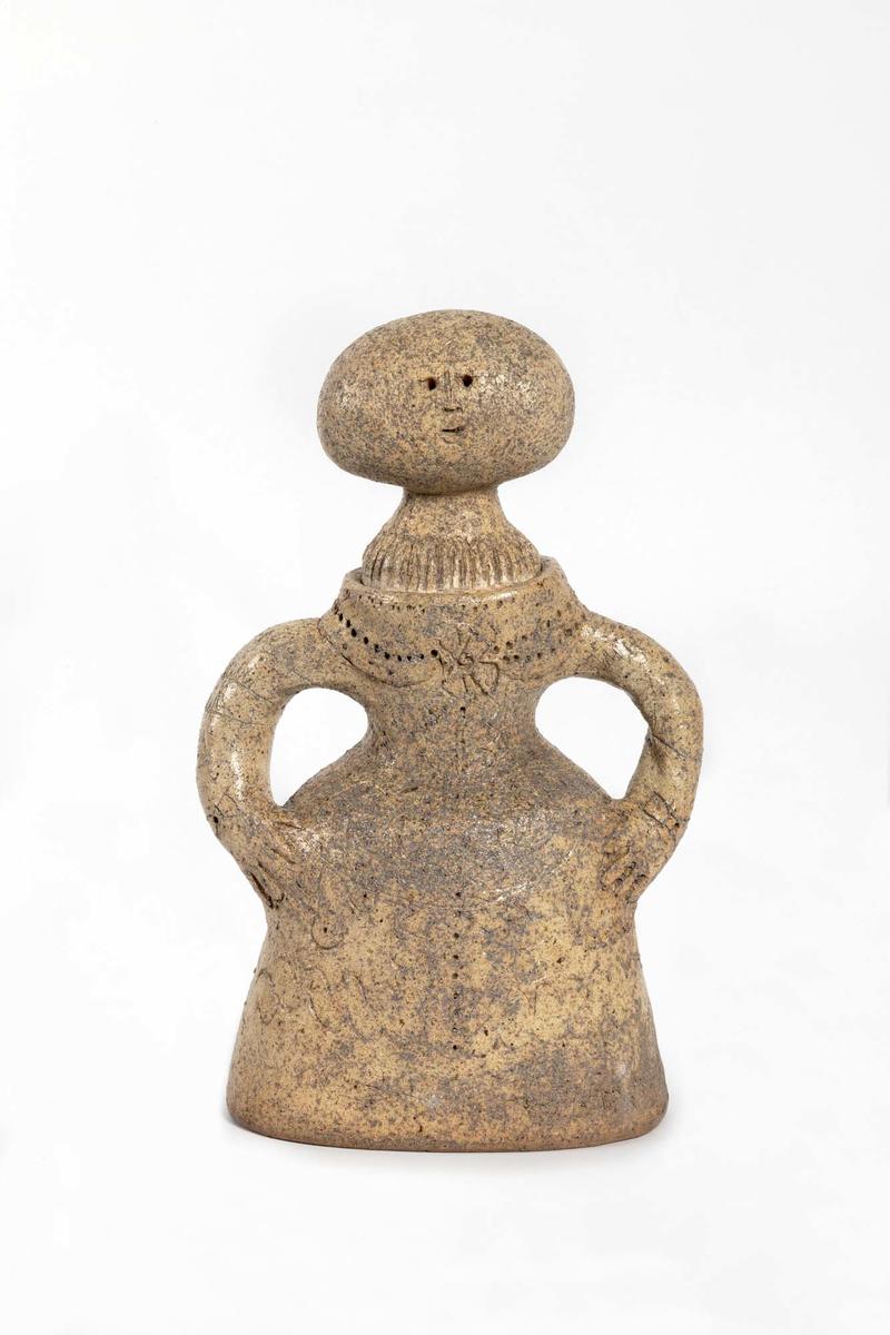 Infanta Maria Teresa As A Decanter - The Dowse Art Museum